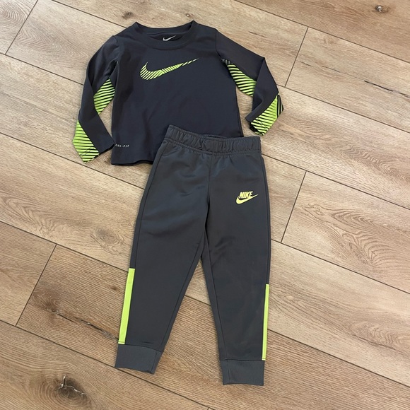 Nike | Matching Sets | Nike Jogger Set | Poshmark